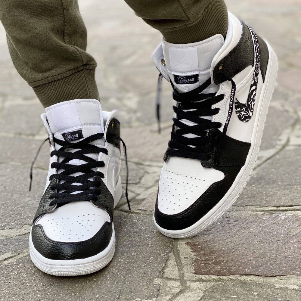 Nike Jordan 1 Custom Cartoon Swoosh Nero | LLab Scarpe Personalizzate