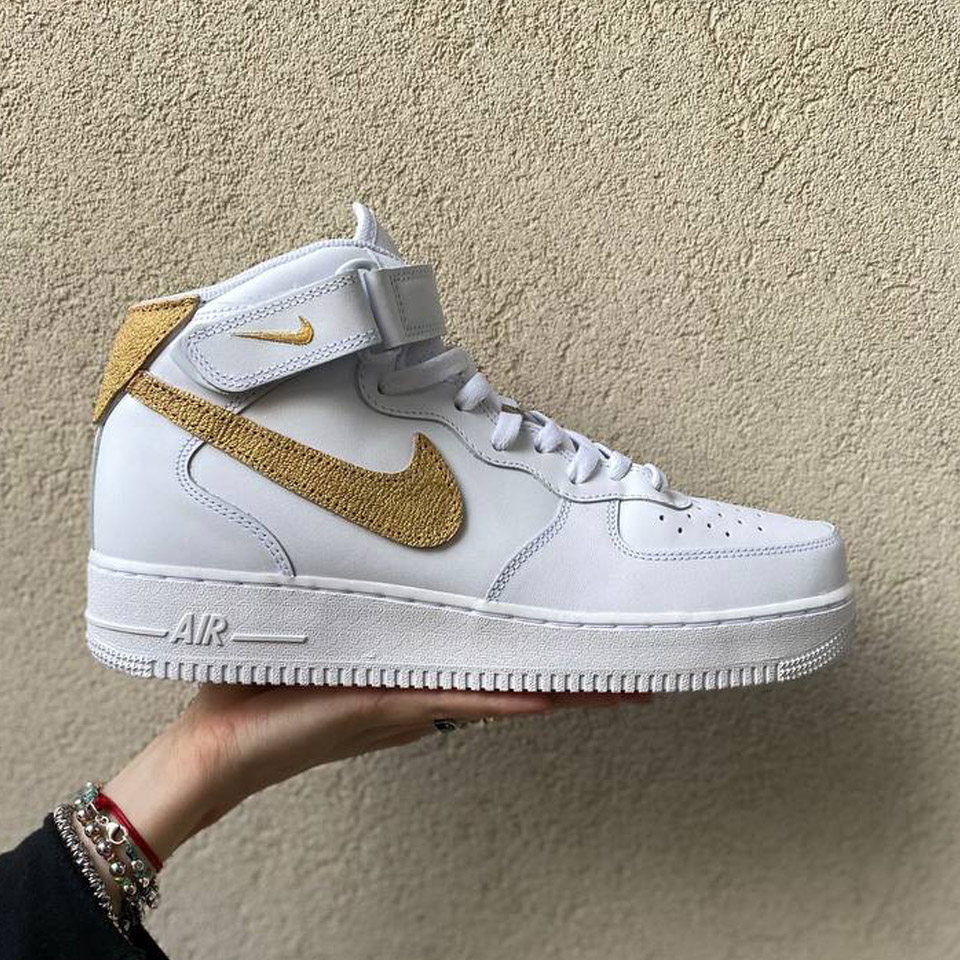 Nike Air Force One Custom Mid Swoosh Dorato | LLab Scarpe Personalizzate